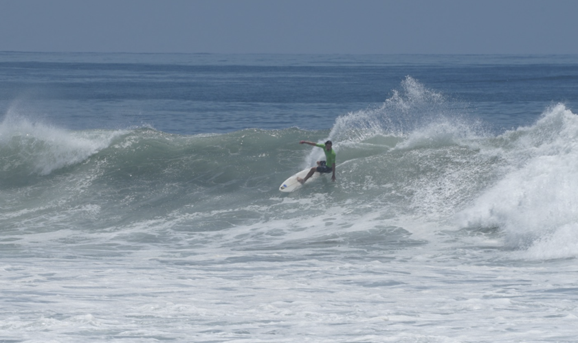 Surfers finish fourth in heats at surfing worlds | Sports ...