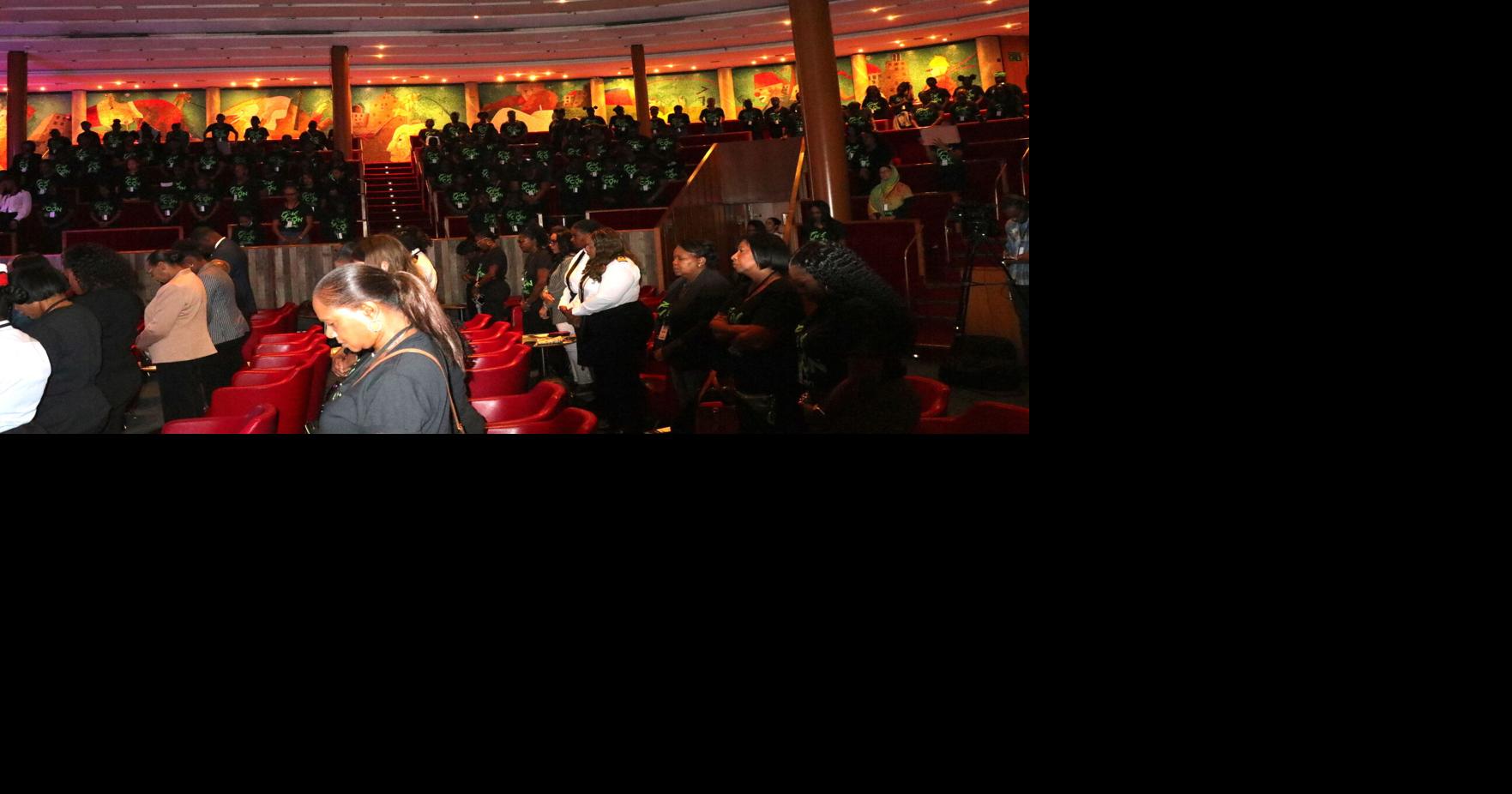 Girl Con returns with stern message on managing social media | Grand ...