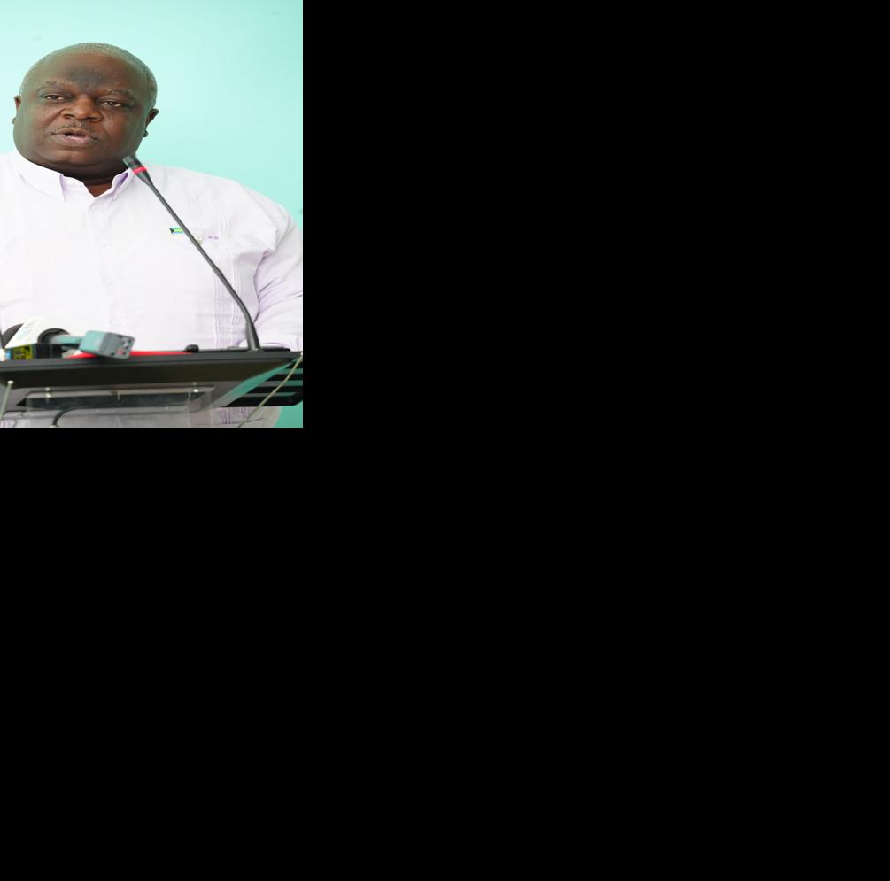 Lundy decries BoB's planned reduction in banking services on Andros ...