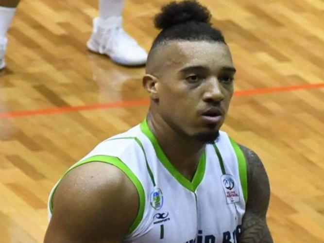 Bahamian big men meet in the middle | Sports | thenassauguardian.com