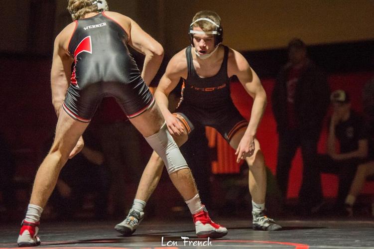Wrestlers finish strong in district tournament | Sports | thenewsguard.com