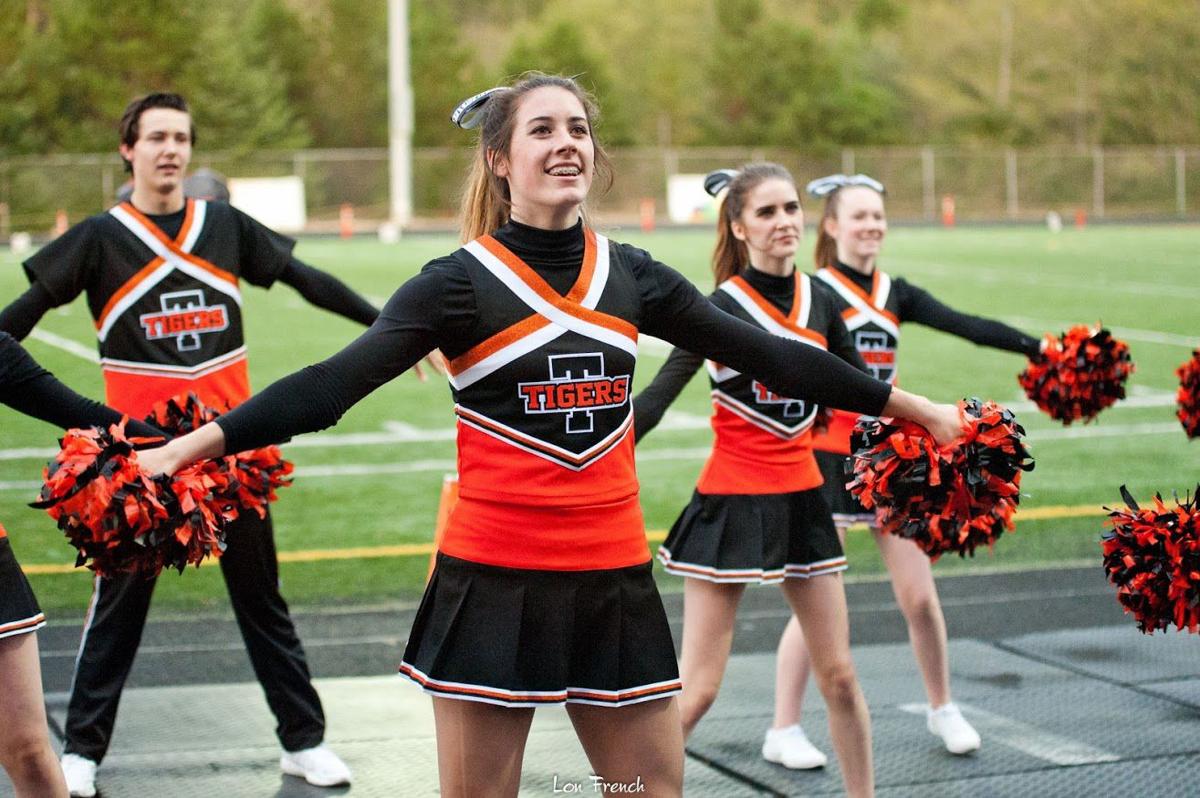 WATCH / SPORTS: A Cheer for the Cheer Team | Sports | thenewsguard.com