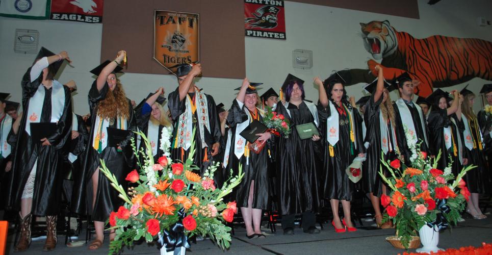 GRADUATION 2018: Taft 7-12 seniors to celebrate | News | thenewsguard.com