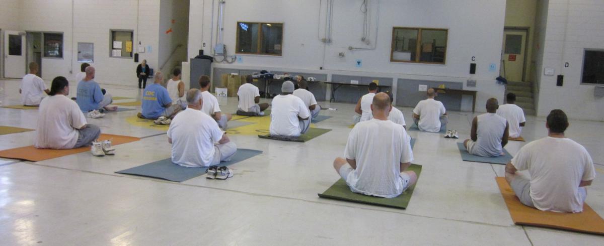 JAIL STRESS RELIEVER: Inmate yoga | News | thenewsguard.com