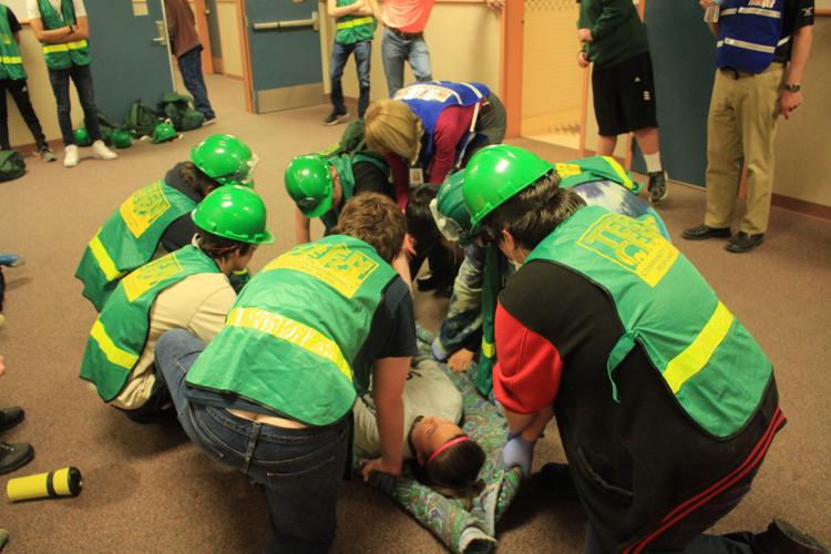 WATCH / EARTHQUAKE: Taft students prepare | News | thenewsguard.com