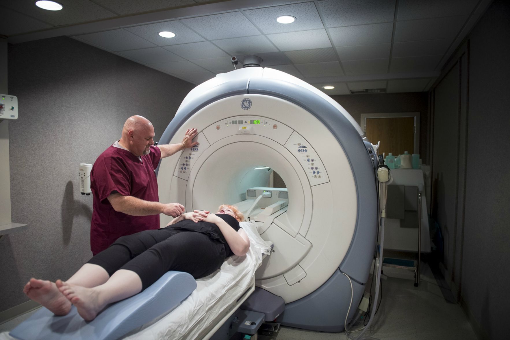 Samaritan North Lincoln Hospital MRI project kicks off with large ...