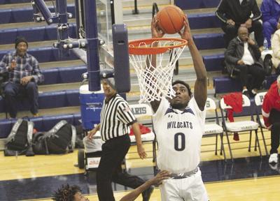 Paris Wildcats soar to victories in pool play at Holiday Invitational ...