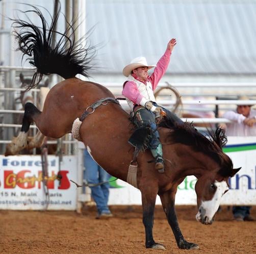 Paris Rodeo & Horse Club | News | theparisnews.com