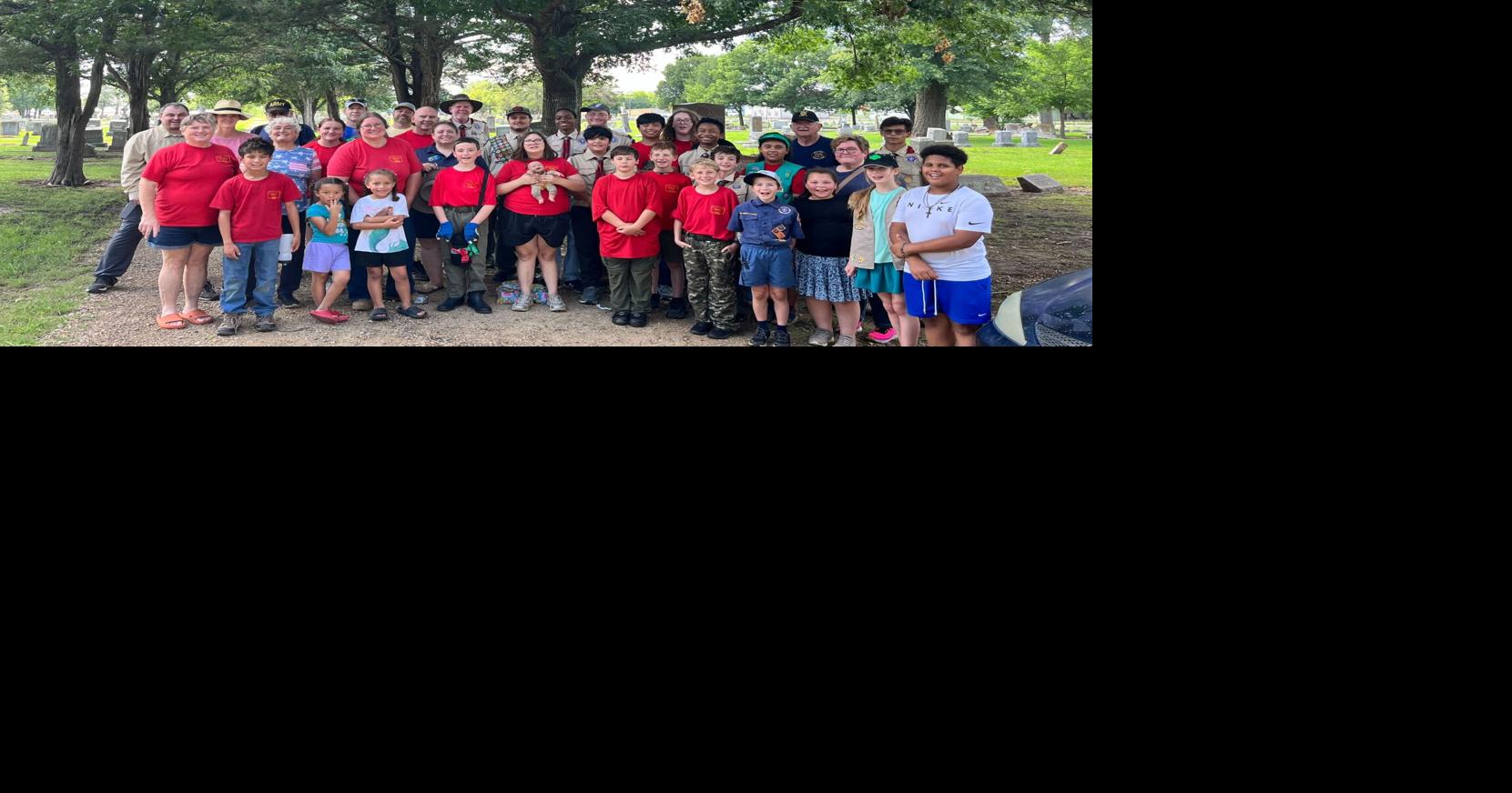 group, many in red shirts.jpg | | theparisnews.com