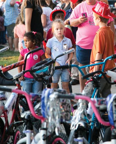 Photos from Texas Night Out | News | theparisnews.com