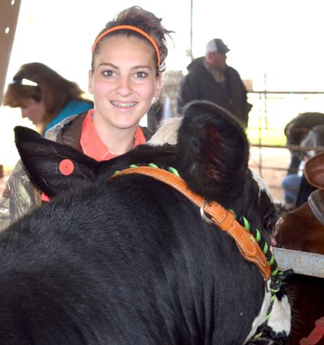 Chisum stages livestock show | Education | theparisnews.com