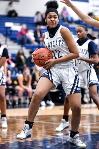 Paris survives Pantherette comeback attempt | Sports | theparisnews.com