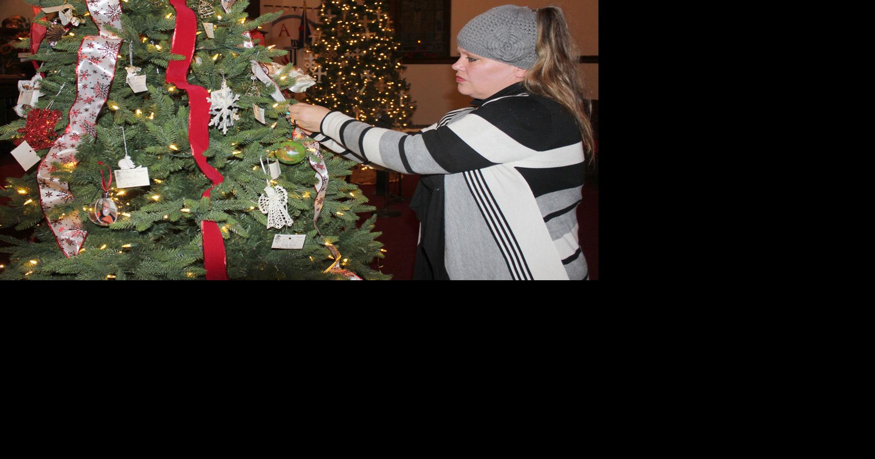 Tree of Angels honors victims of crimes | Free | theparisnews.com