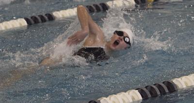 Paris swimmers compete at 4A Regional meet | Sports | theparisnews.com
