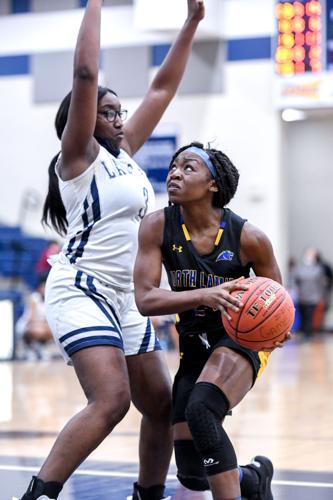 Paris survives Pantherette comeback attempt | Sports | theparisnews.com