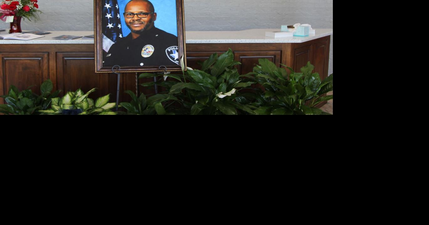 Paris remembers Officer Robert Milton | News | theparisnews.com