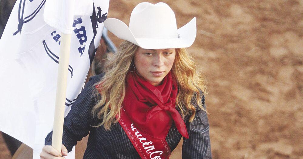 Chisum’s Hutchison enjoying life as rodeo royalty | Free | theparisnews.com