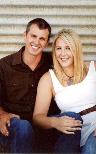 Irwin and Calabria | Engagements | theparisnews.com