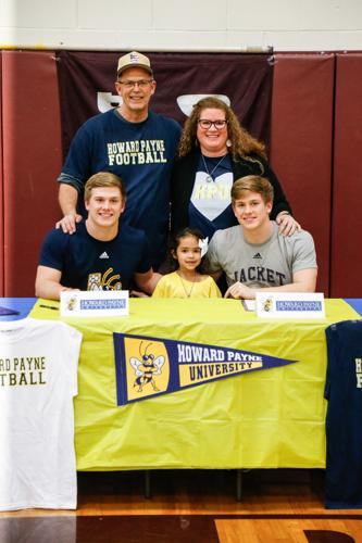 Knickerbocker twins sign to play football at Howard Payne University ...
