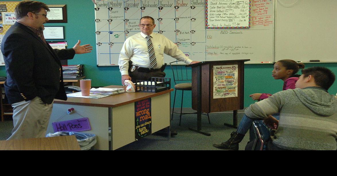 NLHS students get career advice | News | theparisnews.com