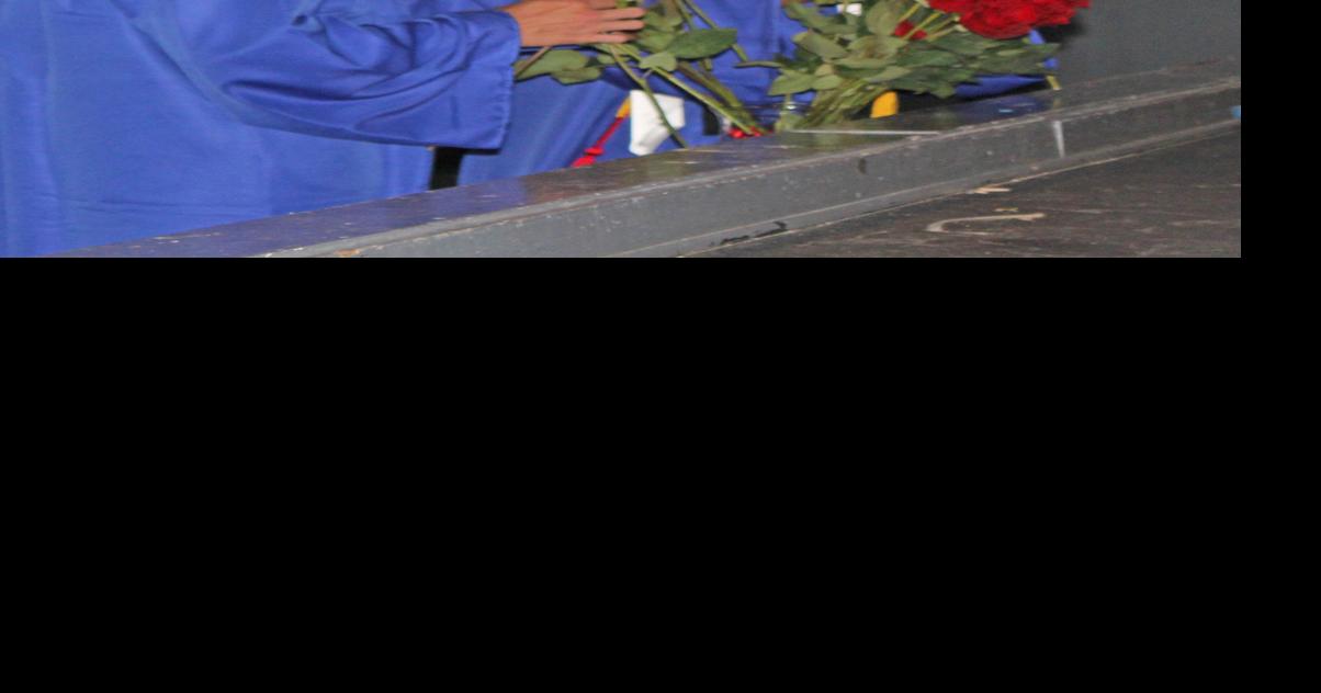 Roxton ISD students say farewell to school | Roxton Isd | theparisnews.com