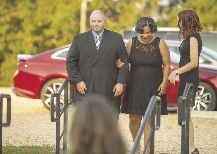 Hollywood ­— Paris style: First Horizon House Adult Prom fundraiser ...