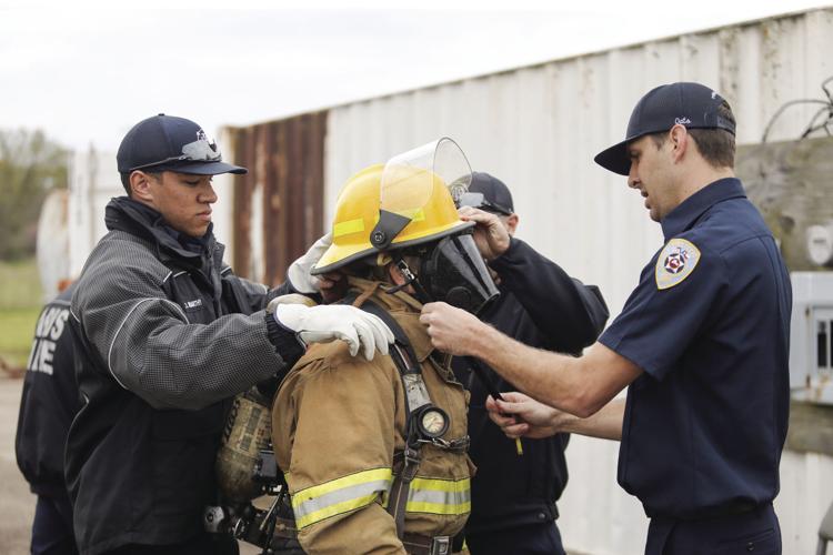 Trial by fire tests future firefighters’ mettle | News | theparisnews.com