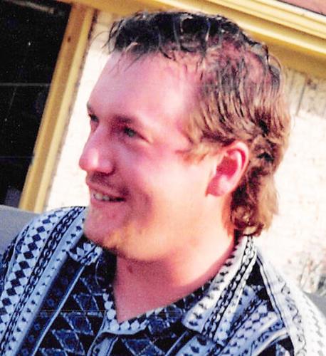 Bart Stephen Benefield | Free | theparisnews.com