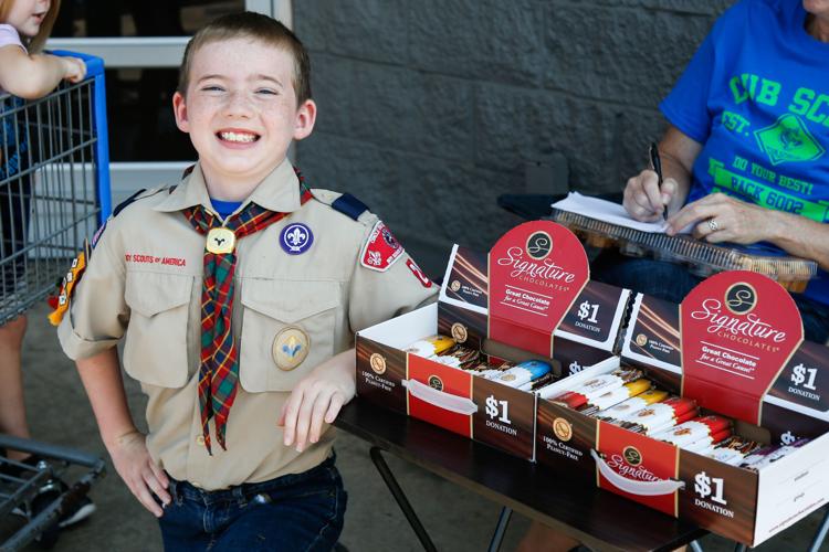 Community Faces | Boy Scouts sell chocolate | | theparisnews.com