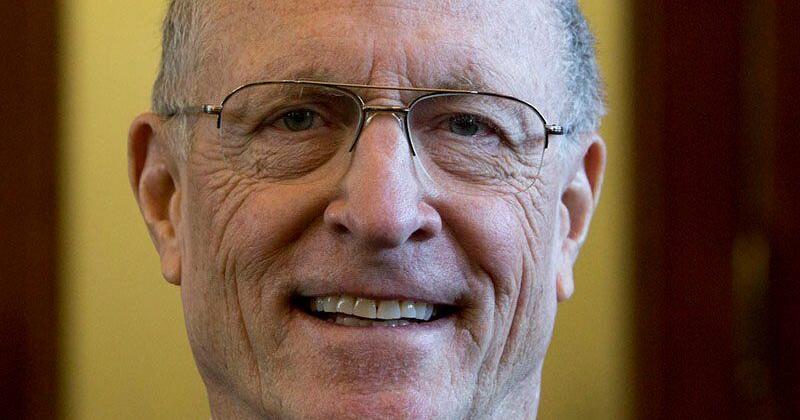 Sen. Bob Hall talks anti-lobbying bills with Fannin commissioners ...