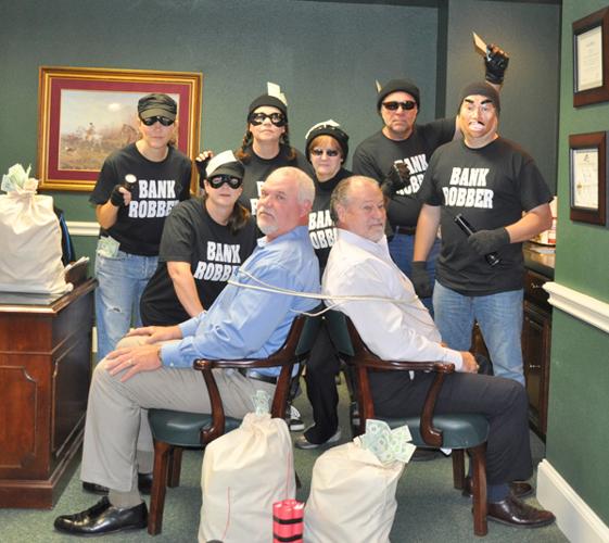 Work costumes | News | theparisnews.com