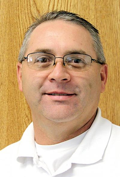 Reno picks temporary police chief | Front Page | theparisnews.com