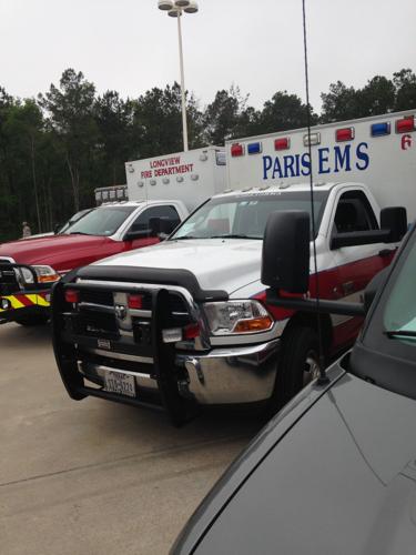 Paris responds to flood call | Communities | theparisnews.com