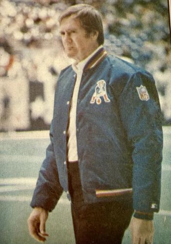 berry at superbowl sidelines.jpeg | | theparisnews.com