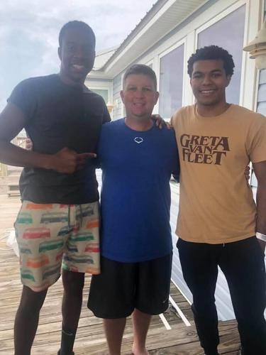 Lamar County commissioner’s son helps save a life | News | theparisnews.com