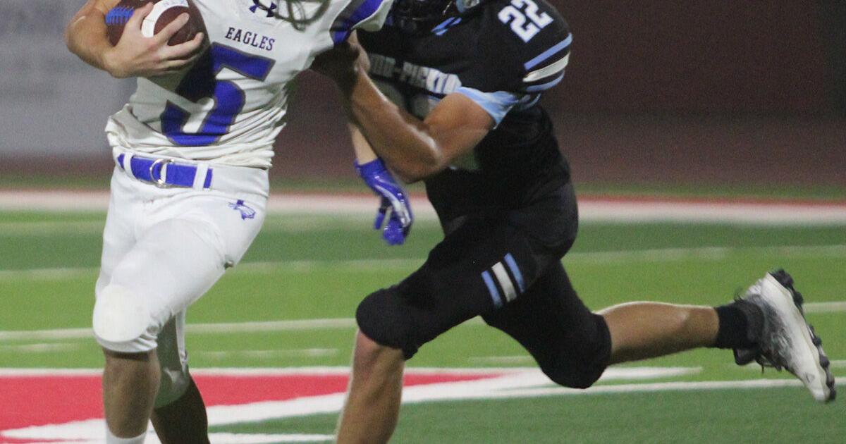 Detroit struggles in tough loss to Como-Pickton | Sports | theparisnews.com