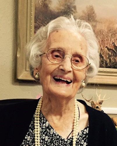 Esther Lucille Larkin | Free | theparisnews.com