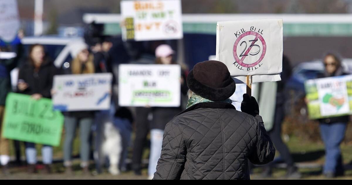 Photos: Rally held to oppose Bill 23