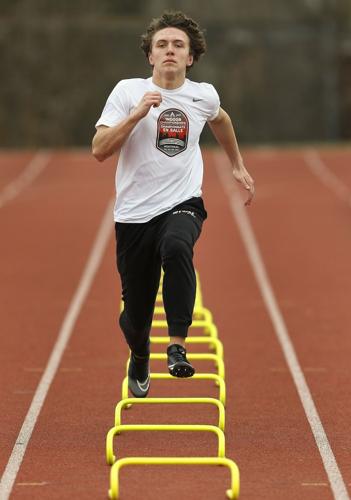 Runner sprints to gold at national track and field meet