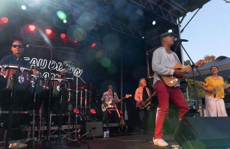 Beau Dixon & band perform free concert at Musicfest Saturday