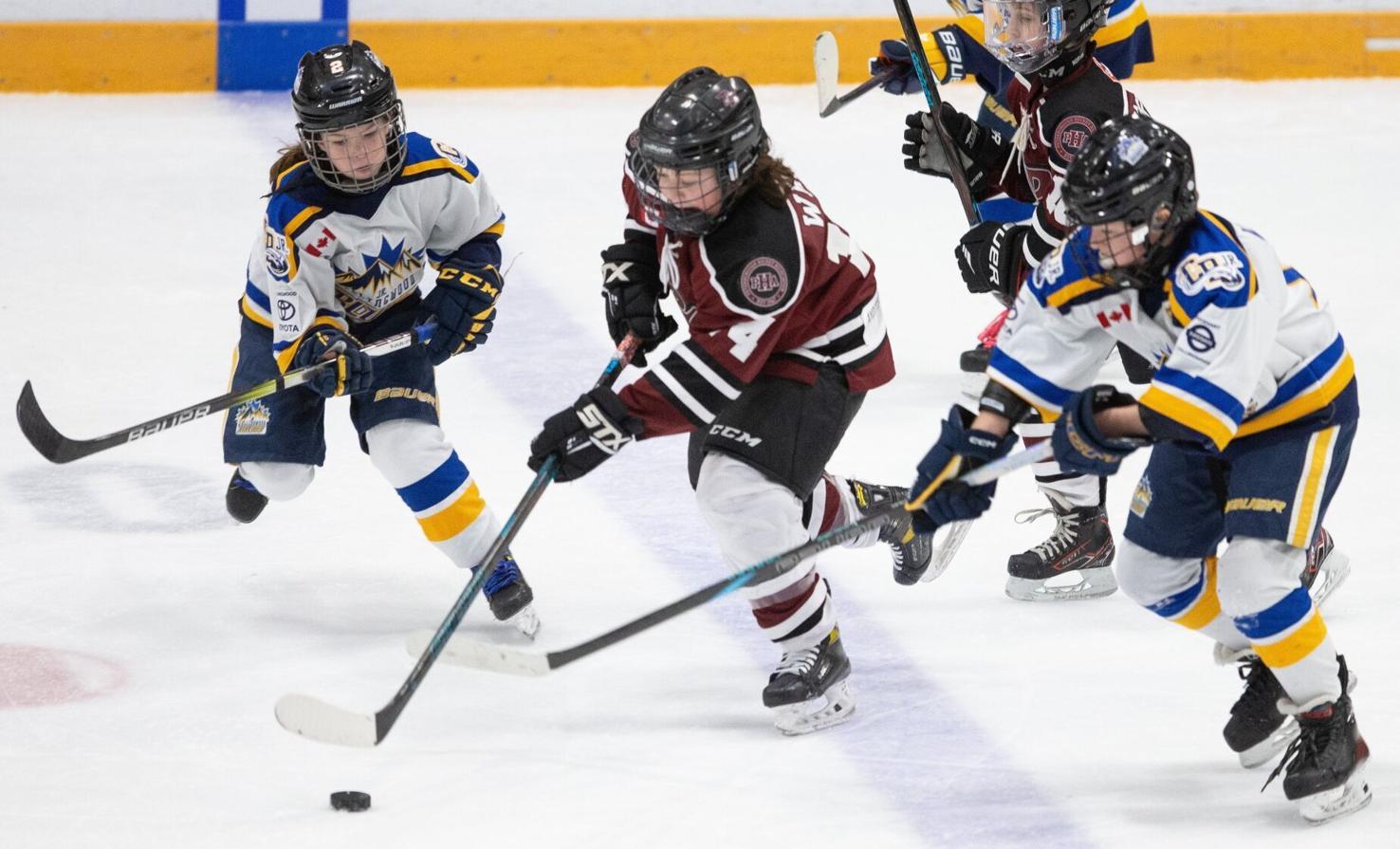 Puck drops on Peterborough Liftlock U11 Hockey Tournament