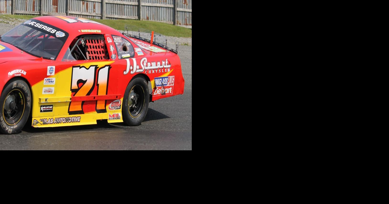 APC Pro late models make their first Peterborough Speedway start this ...