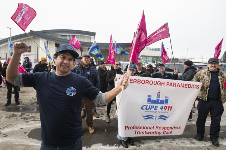 Paramedics look to stabilize service during bargaining