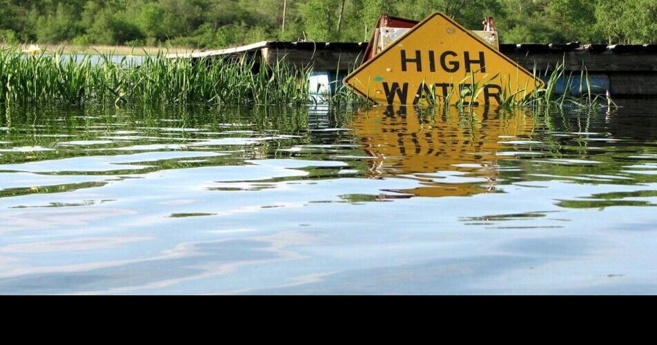 Severe thunderstorm warning prompts flood watch alert for some ...