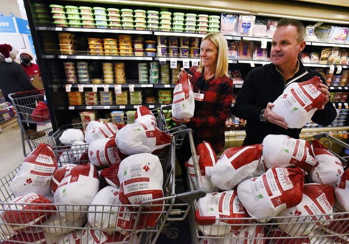 Lakefield Foodland gives away free turkeys to those in need