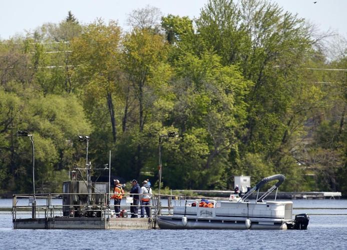 Photos: Centennial Fountain on Little Lake in Peterborough switched on ...