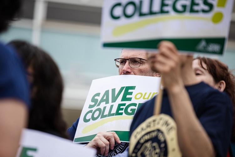 Ontario college support staff reject latest offer, begin strike: 'This ...