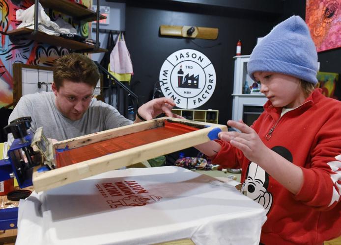 Children’s winter holiday workshop at Jason Wilkins Factory