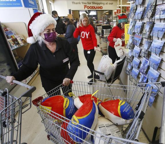 Photos: Lakefield Foodland spreads Christmas cheer with annual turkey ...