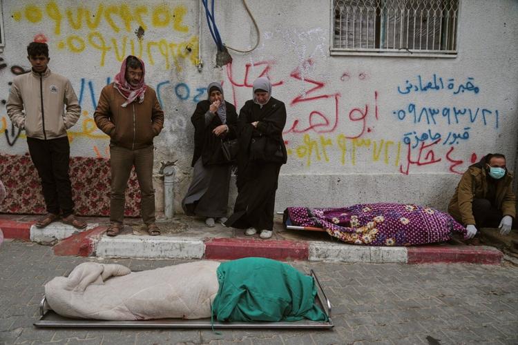 Gaza's living conditions worsen as strong winds and hypothermia kill 5